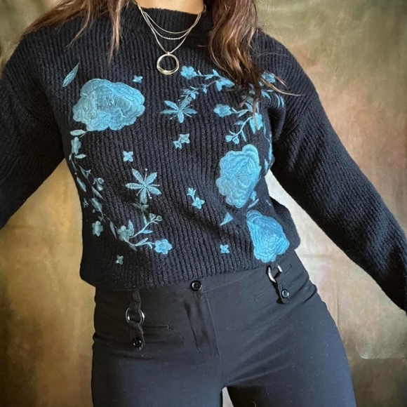 Who What Wear | Sweaters | Whowhatwear Sweater With Blue Embroidered ...